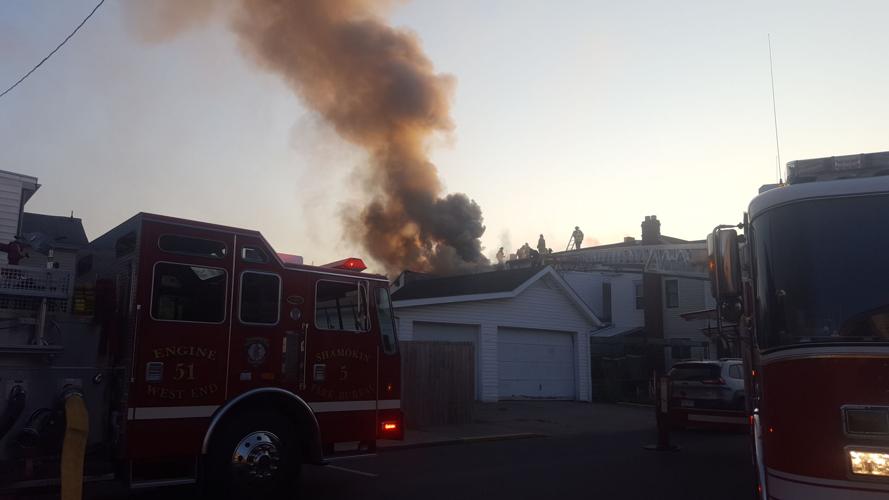 PHOTOS: Fire strikes row homes in Shamokin | | dailyitem.com