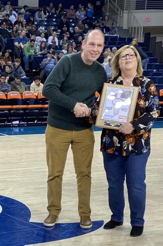 Dirk Sojka’s Slam Dunk celebrates 20 years | | dailyitem.com