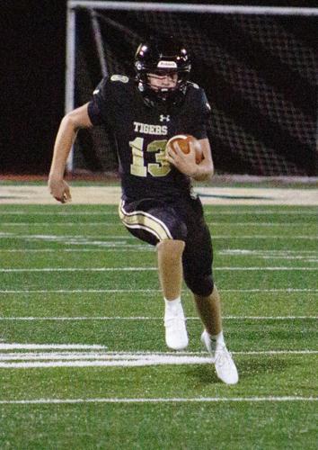 Southern Columbia gets ground game rolling against rivals | Sports ...