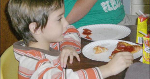 Pizza with the principal for Dynamite Students | News | dailyitem.com