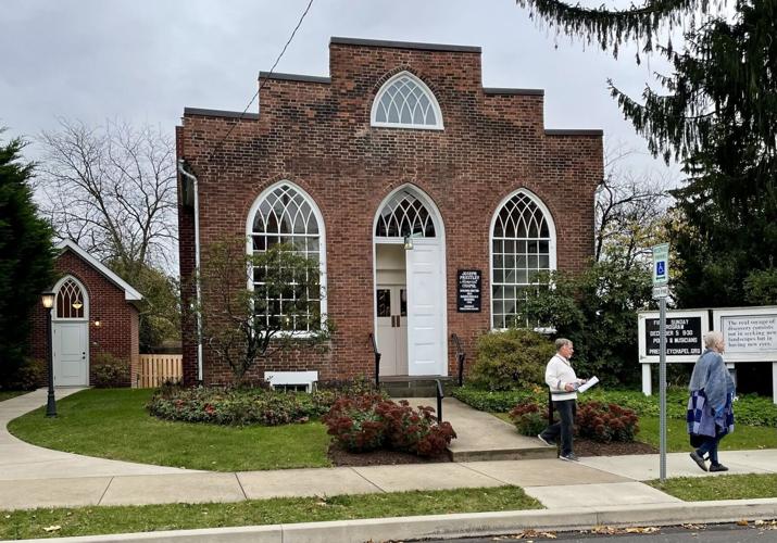 Monthly program celebrates music, poetry | Applause | dailyitem.com