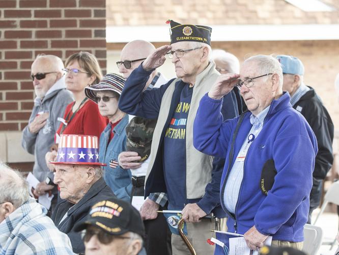 WWII veterans among those honored at Riverwoods parade, ceremony | News ...