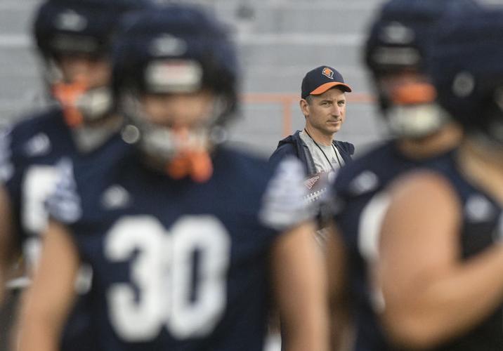 Cecchini wants Bison to 'act like champions' | Local Sports | dailyitem.com