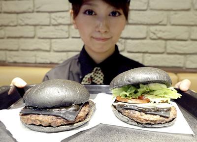 The burger with a peppery taste and a hint of squid ink. Um, yum ...