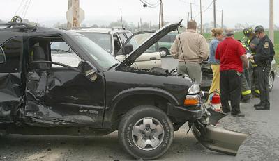 3 hurt in Rt. 522 crash | News | dailyitem.com