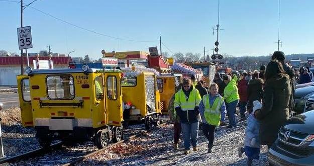 Railroad continues tradition with Toys for Tots event | News ...