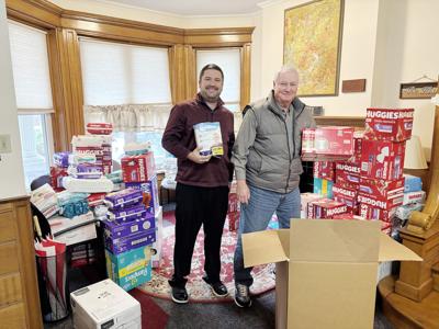 Donors break United Way Diaper Dash record | News | dailyitem.com