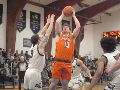 Lavitt's bucket sends River Hawks to Landmark final | Sports ...