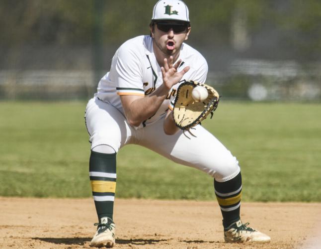 Reich pitches Selinsgrove past Lewisburg | Sports | dailyitem.com