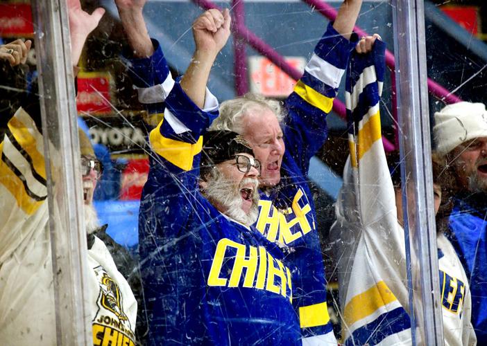 Rocker Jasmine Cain releases music video filmed at 1st Summit Arena ...