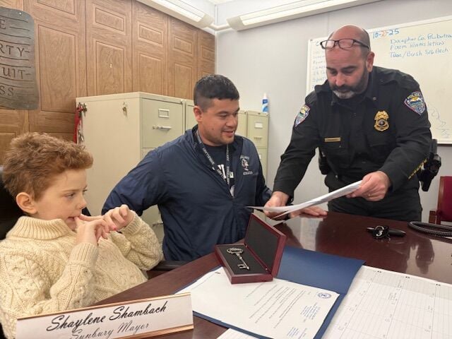 Sunbury's student mayor for a day hard on traffic scofflaws, encourages ...