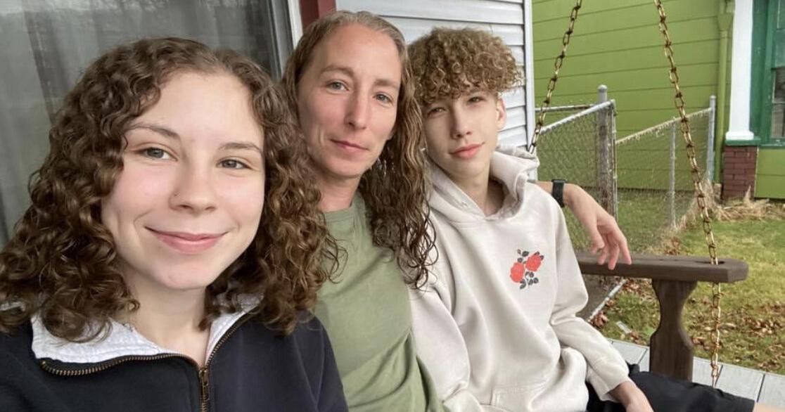 Community rallies to organize fundraiser for single mother battling ...