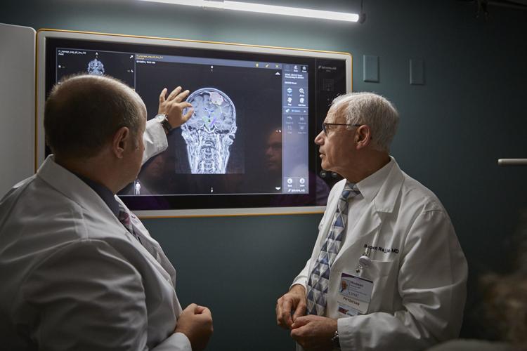 Evolution of robotic surgery: Technology leads to smaller incisions ...