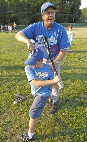 Youth baseball: Former professional Doyle holds baseball clinic ...