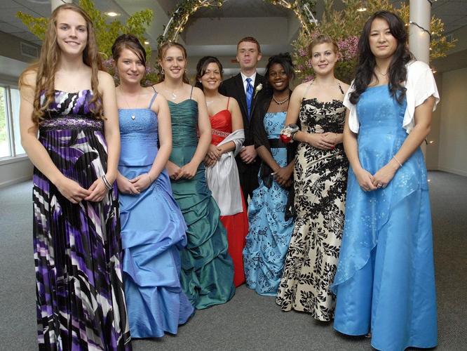 Prom season continues at local high schools | News | dailyitem.com