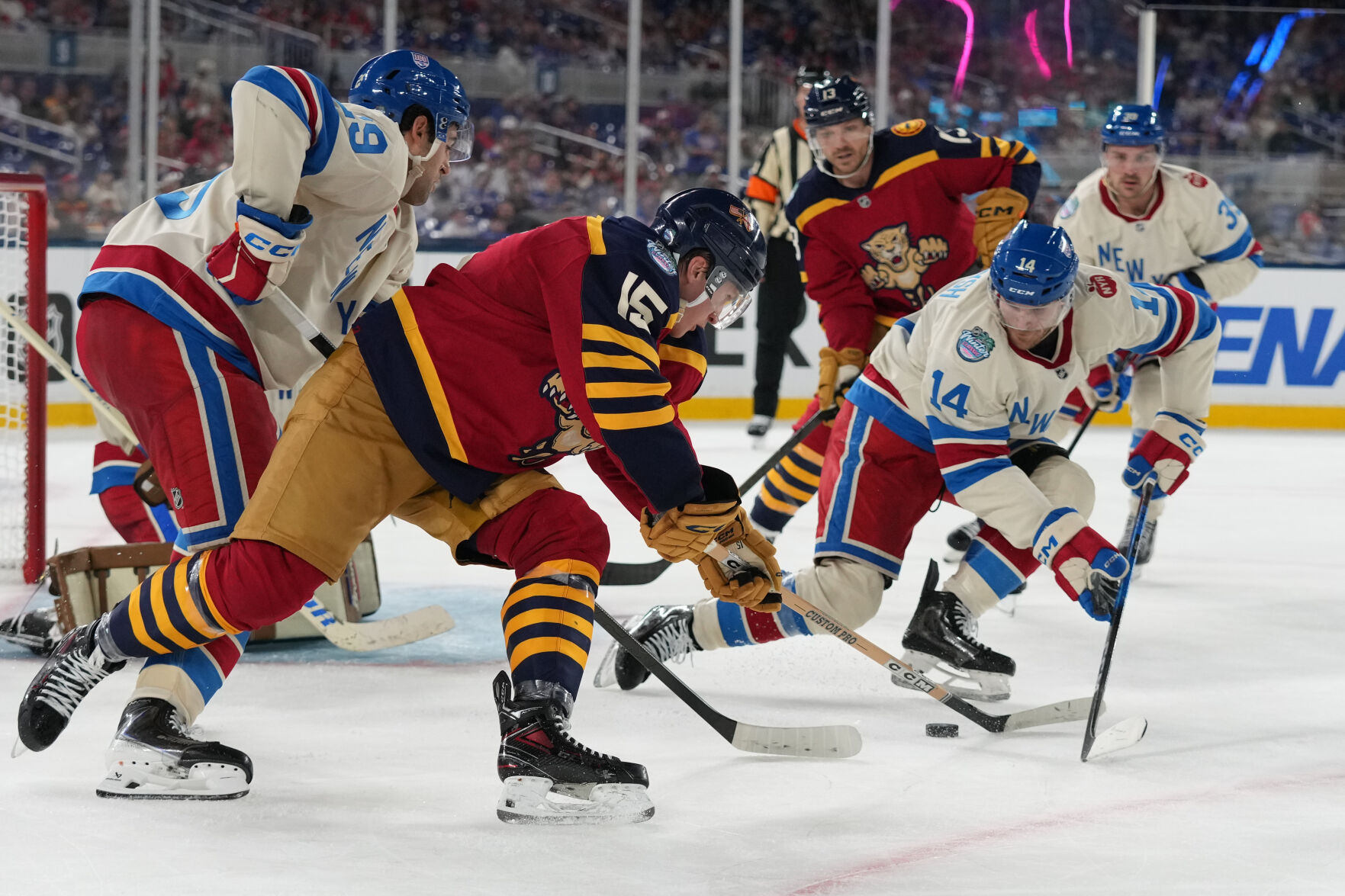 Rangers pound Panthers in Winter Classic | Sports | dailyitem.com