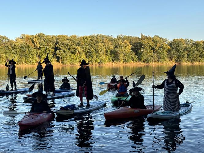 Witches take on Susquehanna River for spooky paddle | | dailyitem.com