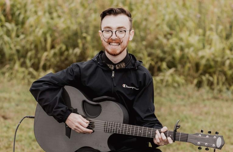 One-man band kicks off first ever Dorktoberfest in Mount Carmel ...