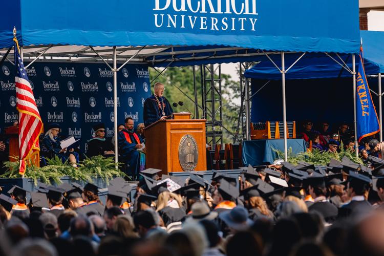 Bucknell graduates encouraged to find right paths for them | News ...