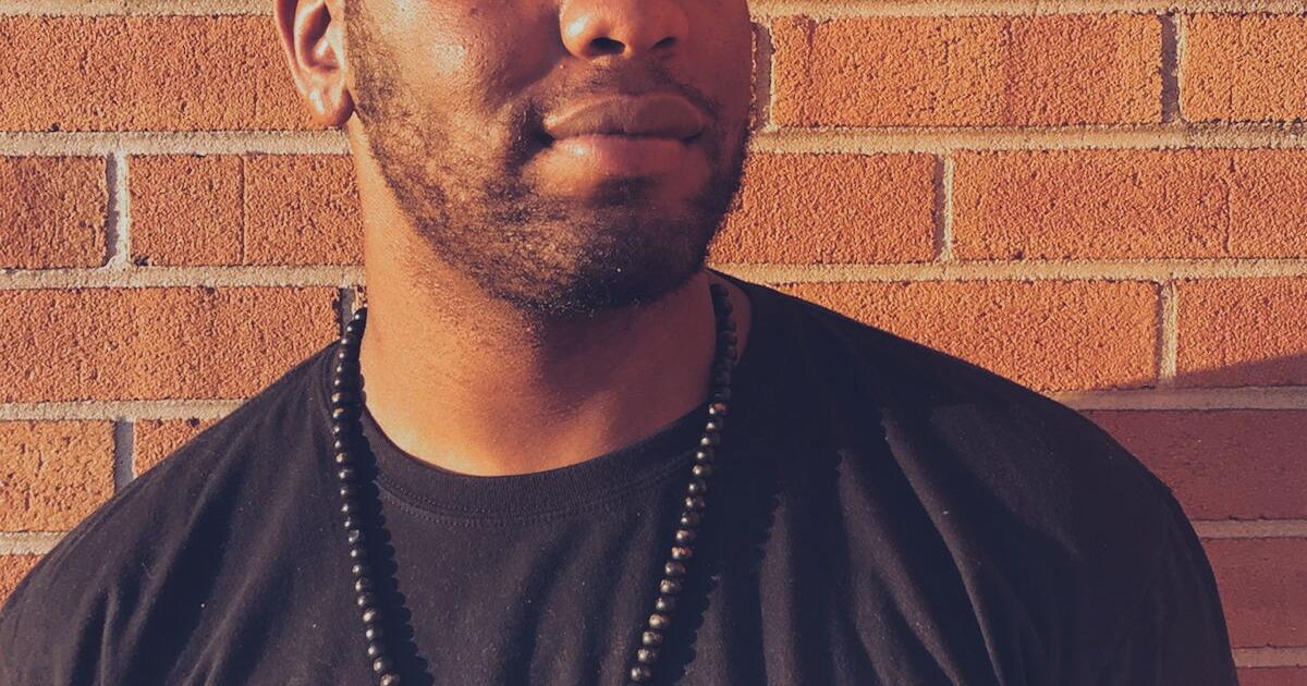 Valley comedian celebrates birthday by recording live stand up specials ...