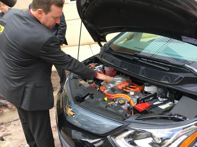 Geisinger employees ease up on the gas, test electric cars | News ...