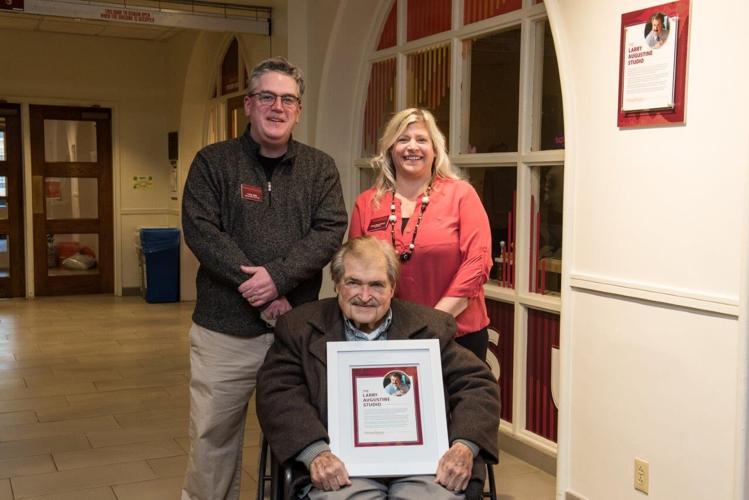 Retired SU professor receives dedication | Life | dailyitem.com