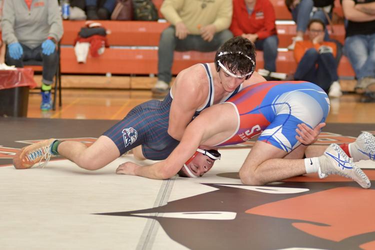 Braves advance all 13 wrestlers to regional | Sports | dailyitem.com