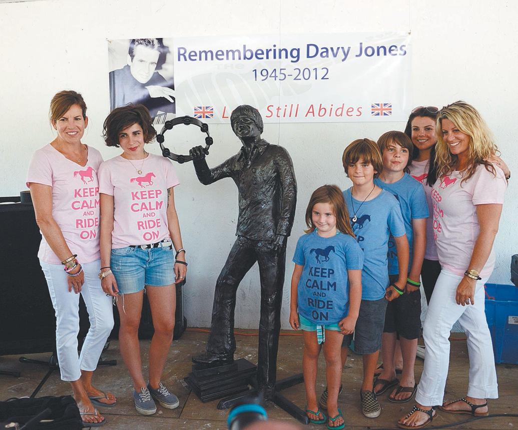 Family and fans remember Davy Jones in his beloved Beavertown | Local ...