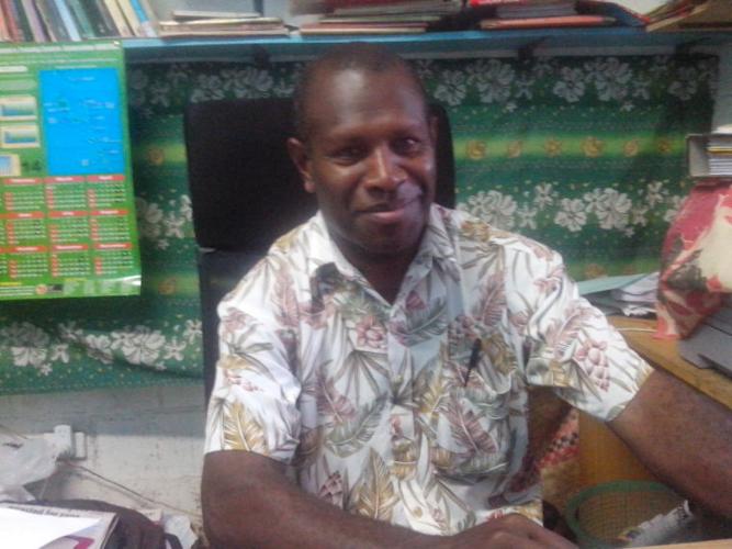 Atmosphere Tours assists Tebakor students | | dailypost.vu