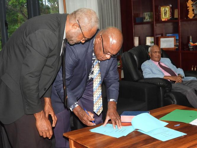 Mahe Replaces Emelee | News | dailypost.vu