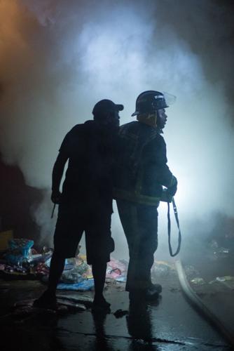 Fire at Tebakor Shopping Centre | News | dailypost.vu
