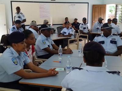 20 police officers attending confirmation course | News | dailypost.vu