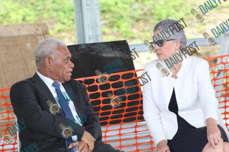 Over 200 locals engaged in VT4 Billion VMF Project | News | dailypost.vu