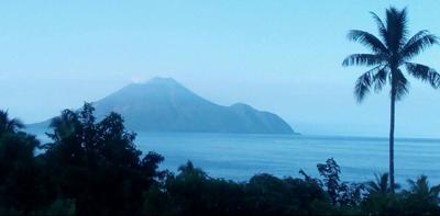 Lopevi and Yasur volcanoes remains unstable | News | dailypost.vu