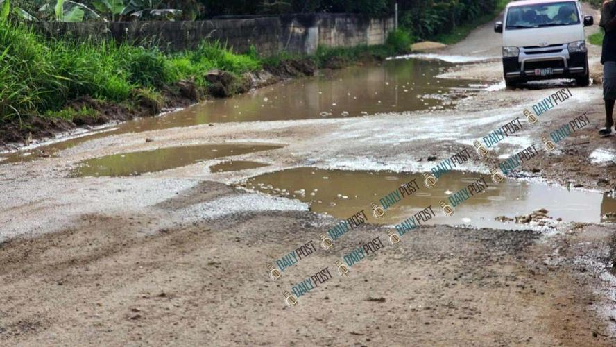 Gov’t allocates VT1 billion for CBD road maintenance | News | dailypost.vu