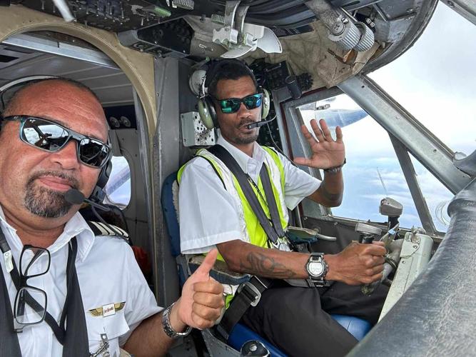 Captain Deamer offers training for young pilots | News | dailypost.vu