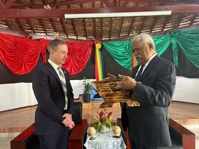 Australia’s new High Commissioner to Vanuatu presents credentials ...