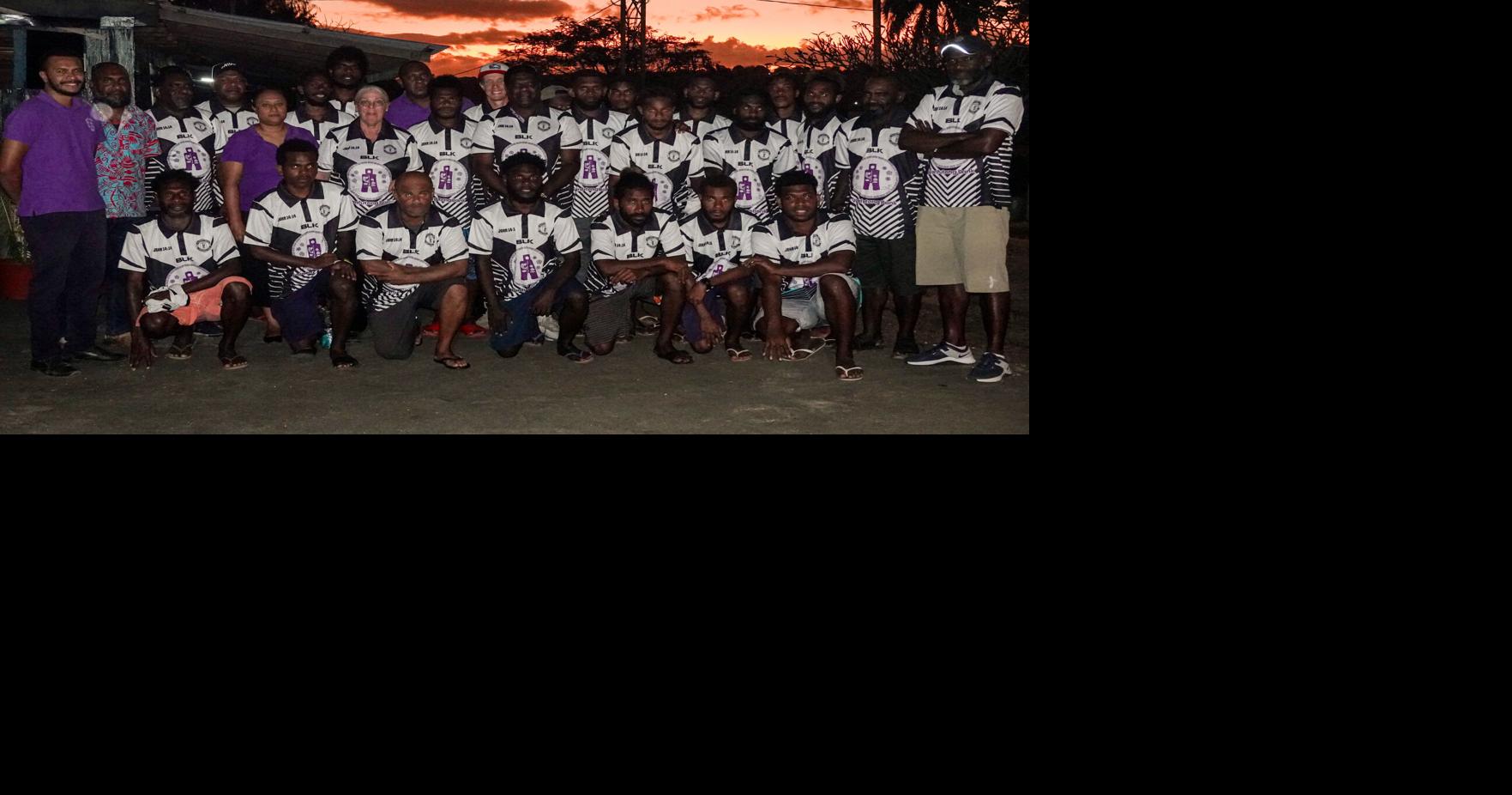 Wanfuteng Bank donates Polo shirts to SU FC | Sports | dailypost.vu