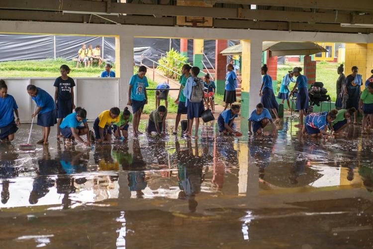 Epauto Adventist School Helps Clean Freshwater School | News | dailypost.vu