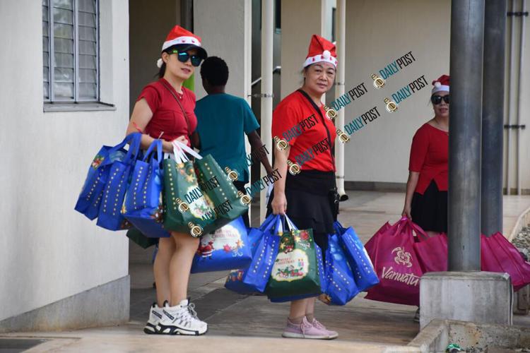 LTK Group spreads Christmas cheer with gifts to hospital wards | News | dailypost.vu
