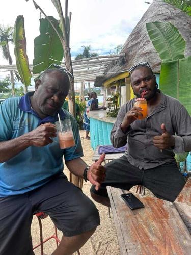 Pikinini Bar revolutionises healthy living and local economy | News ...