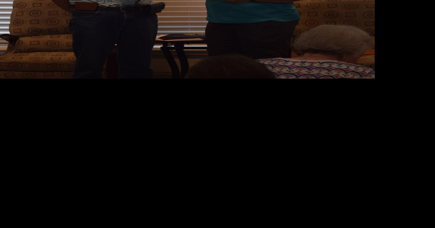 Malone receives honorary Master Pilot Award from FAA | News ...