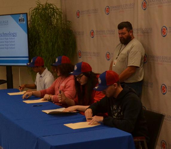 Area students sign with TCAT-Athens | News | dailypostathenian.com