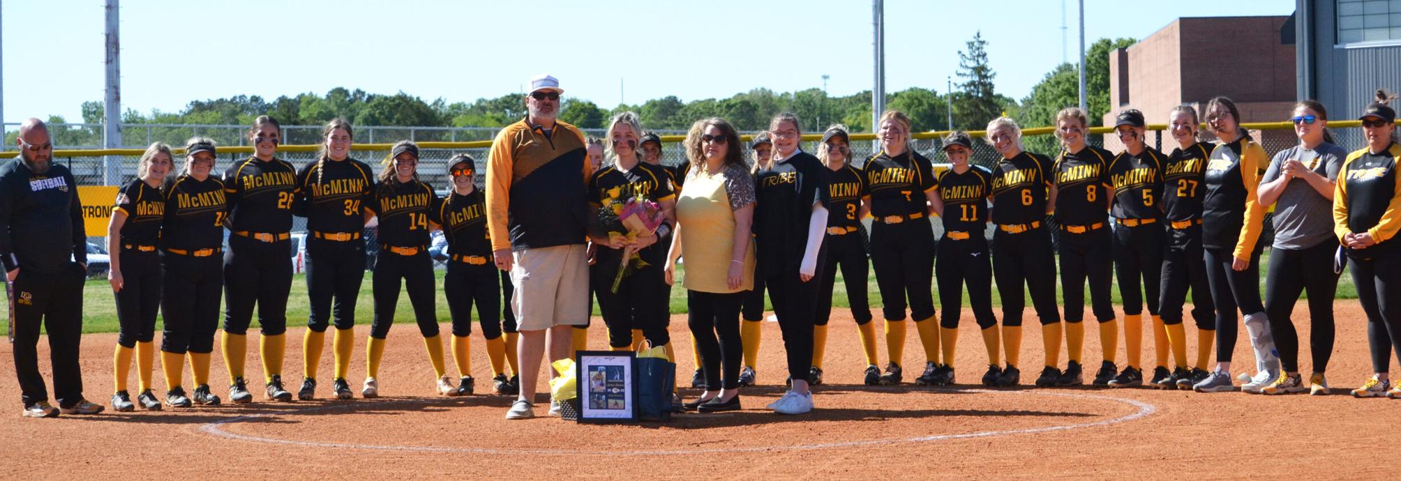McMinn softball honors senior Addie Benton | Sports | dailypostathenian.com