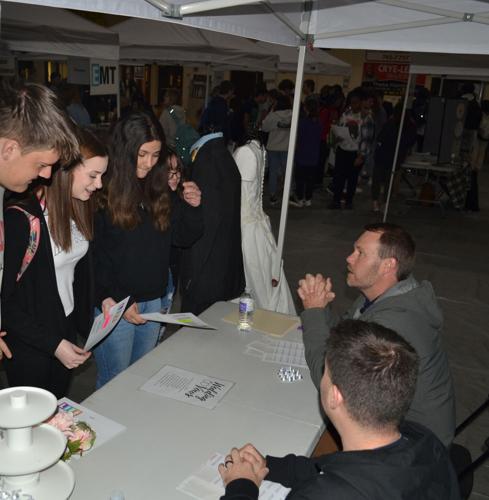 Life maze teaches lessons about choices to local students | News ...