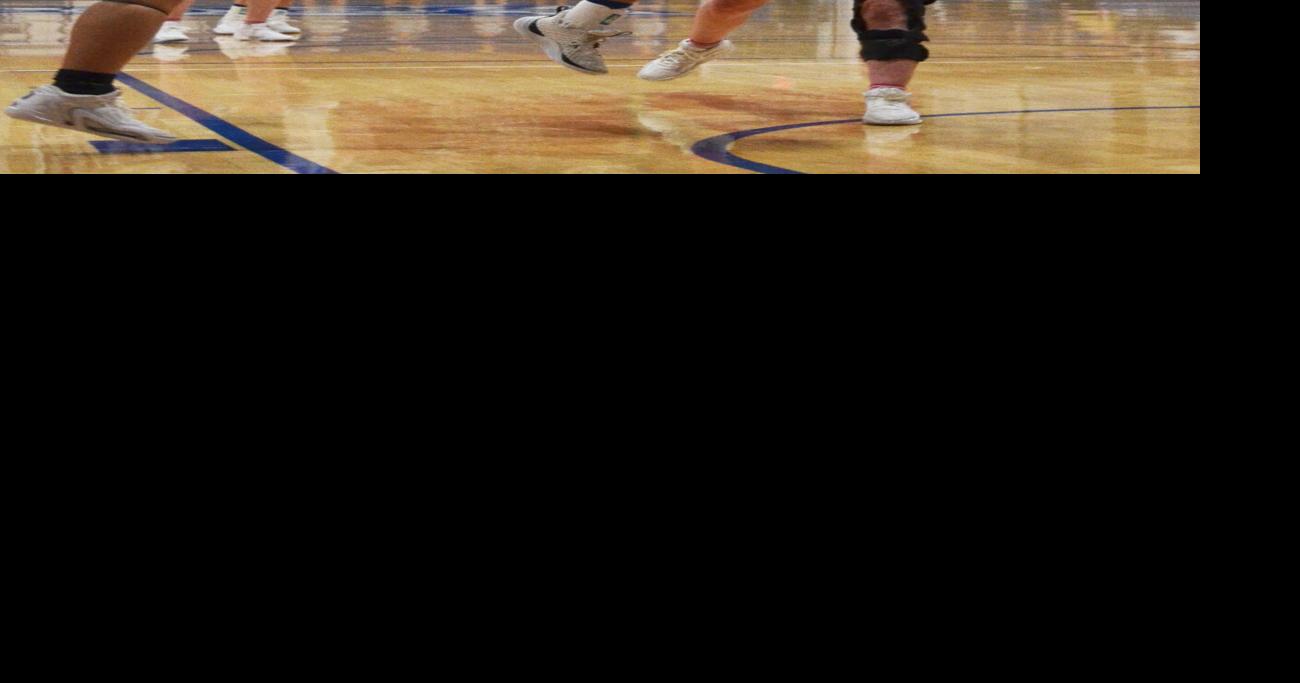Lady Bulldogs shake off early rust, cruise past Welch to begin season ...
