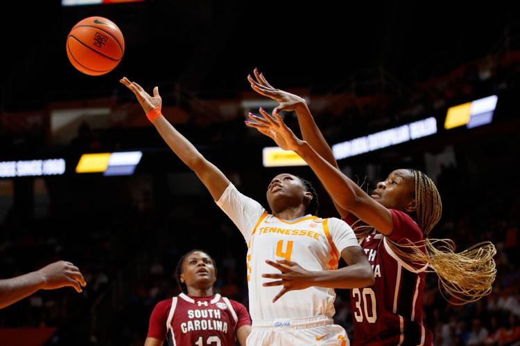 Lady Vols Talaysia Cooper, Kaniya Boyd from bond from season on ...