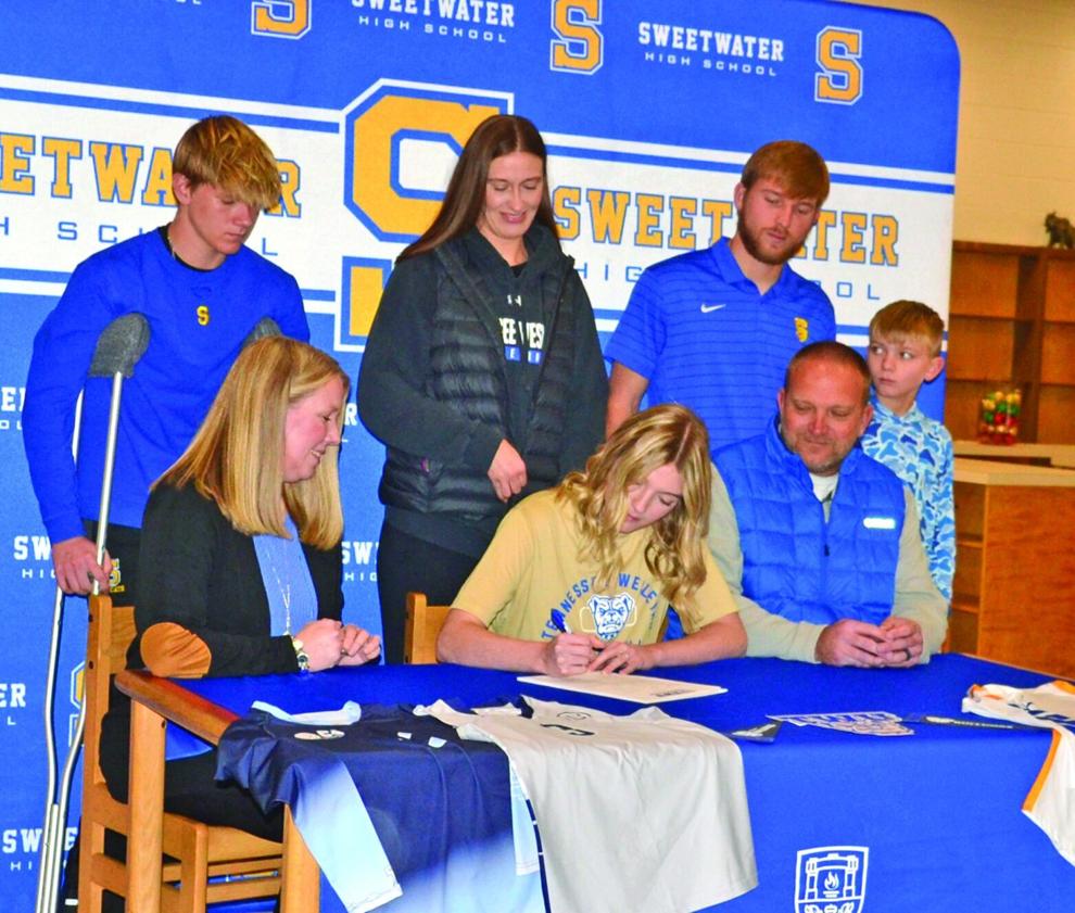 Sweetwater's Grabowski signs with TWU volleyball | Sports ...