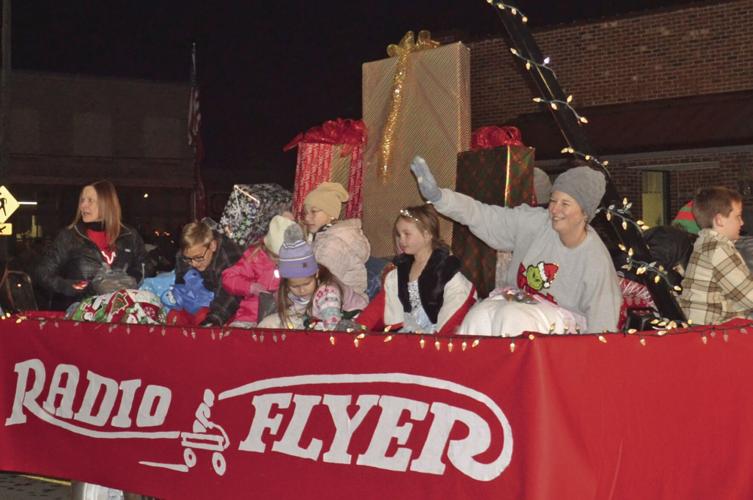Englewood rings in Christmas season with parade | News ...