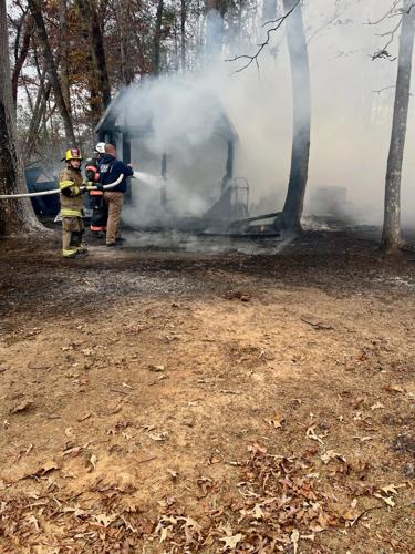 Barrel fire spreads to nearby outbuilding | News | dailypostathenian.com